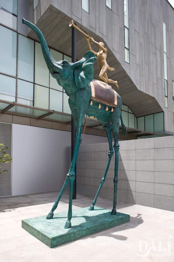 Elefante del Trionfo – I love dali